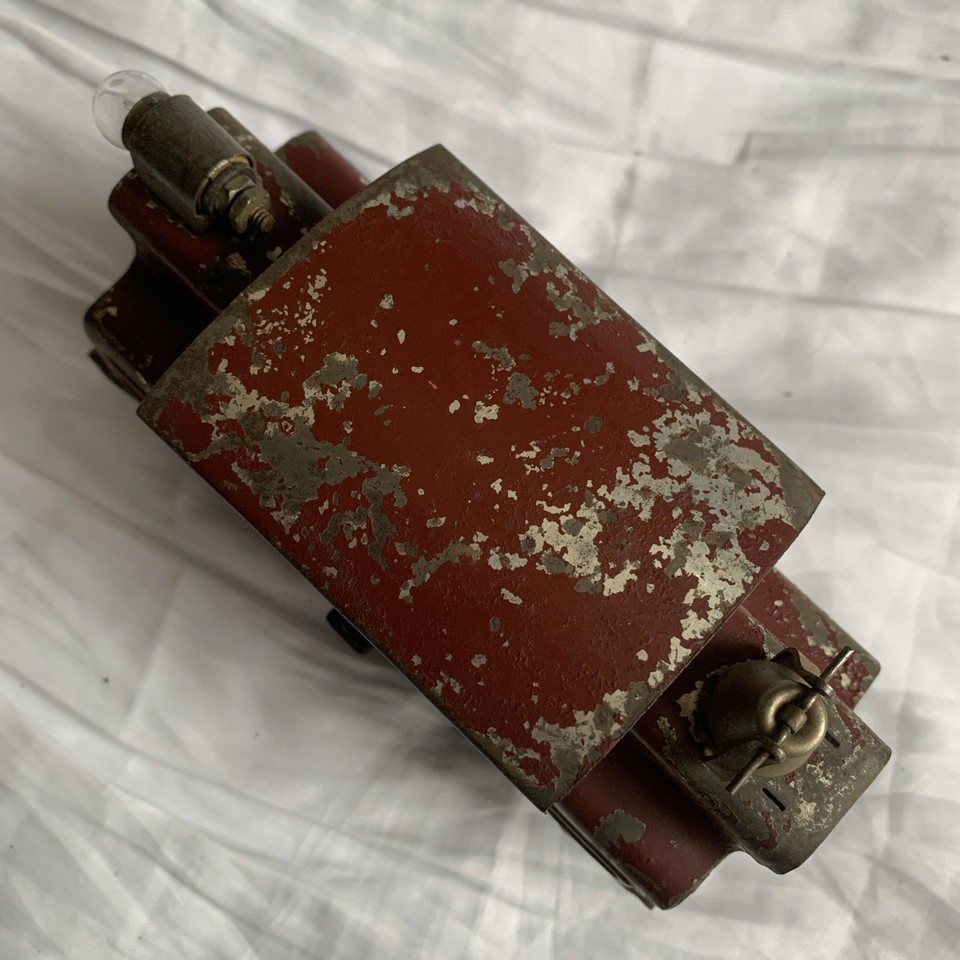 Vintage LIONEL 150 New York Central NYC Locomotive, Maroon, O Gauge ...