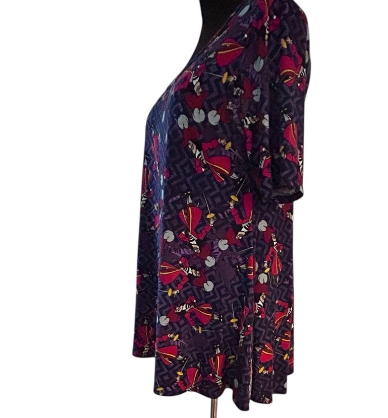 LuLaRoe Disney Perfect T Top SZ M Purple Red Captain Hook Peter Pan New ...