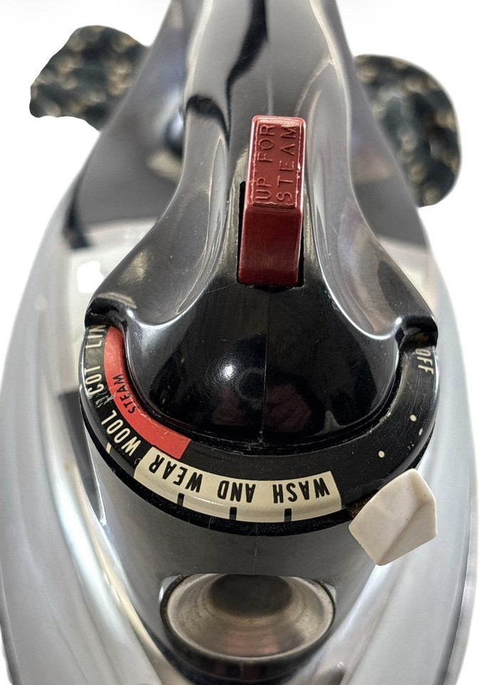 Vintage GE Electric Steam Iron CAT 100F70 Chrome Wash & Wear USA 1100W ...
