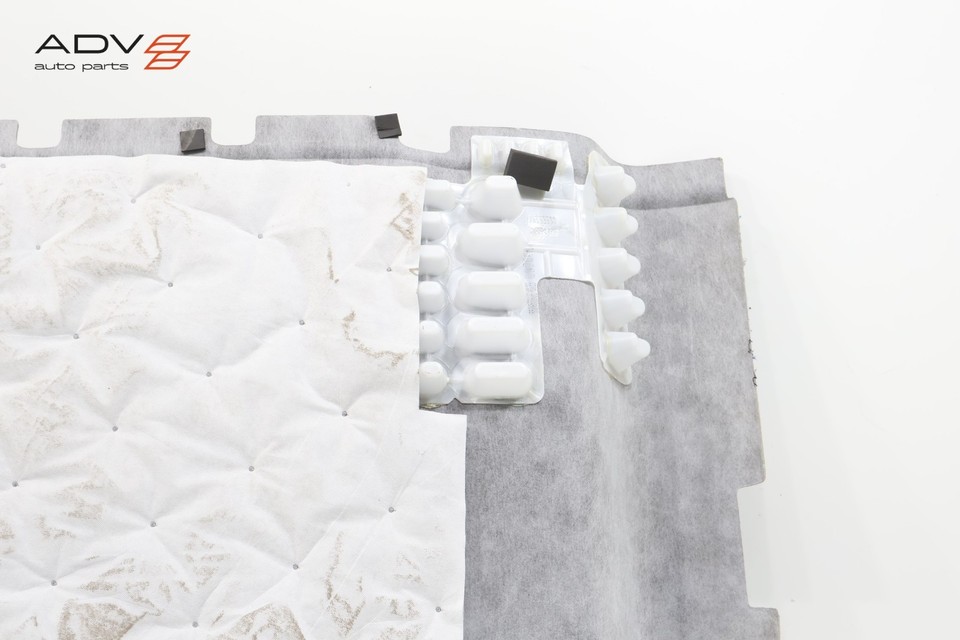 2015 - 2020 CHEVROLET SUBURBAN REAR ROOF HEADLINER CEILING PANEL TRIM ...