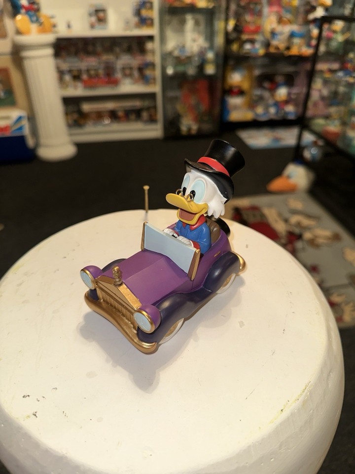 Disney Showcase Precious Moments Scrooge McDuck Parade Car Figurine ...