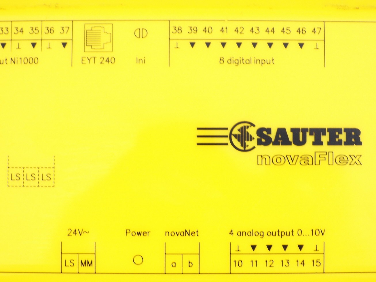 SAUTER NOVAFLEX UNIVERSAL CONTROLLER MODEL EYR 203 F001 FOR HVAC ...
