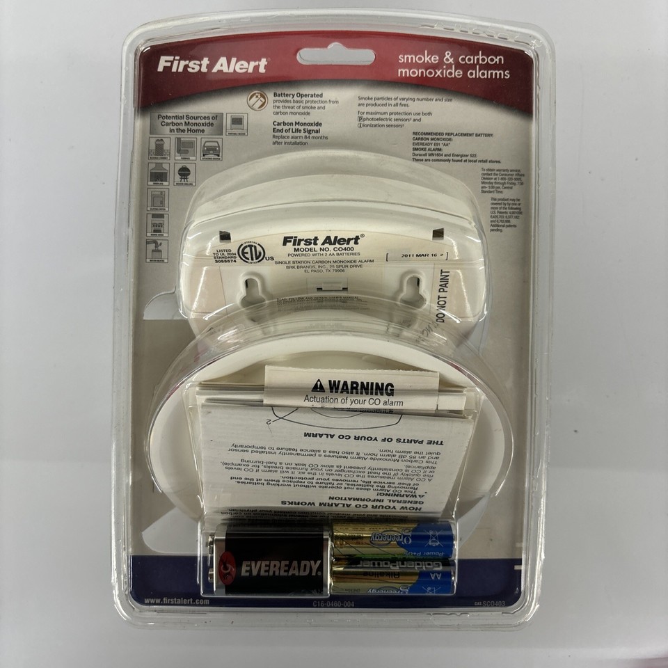 First Alert Smoke & Carbon Monoxide Alarm Set Detector 9V Battery Home ...