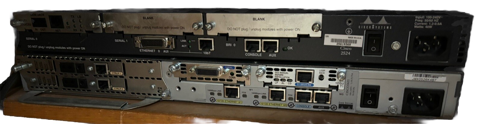 Cisco 2524 router with T1 card and Cisco 2621 router with 3 T1 cards | eBay