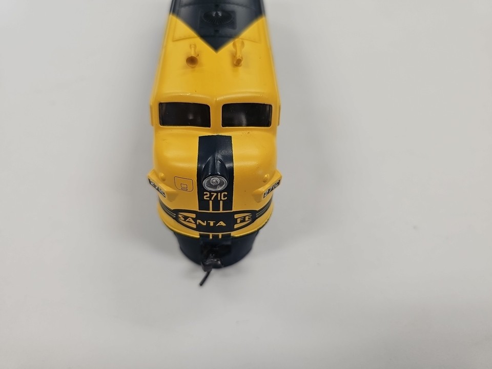 Athearn HO Scale Santa Fe ATSF 271c F7A Diesel Engine Non-powered | eBay
