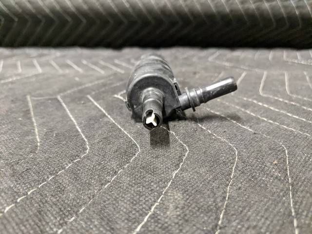 Genuine BMW Wash Pump Head Lamp Cleaning 67637217792 for sale online | eBay