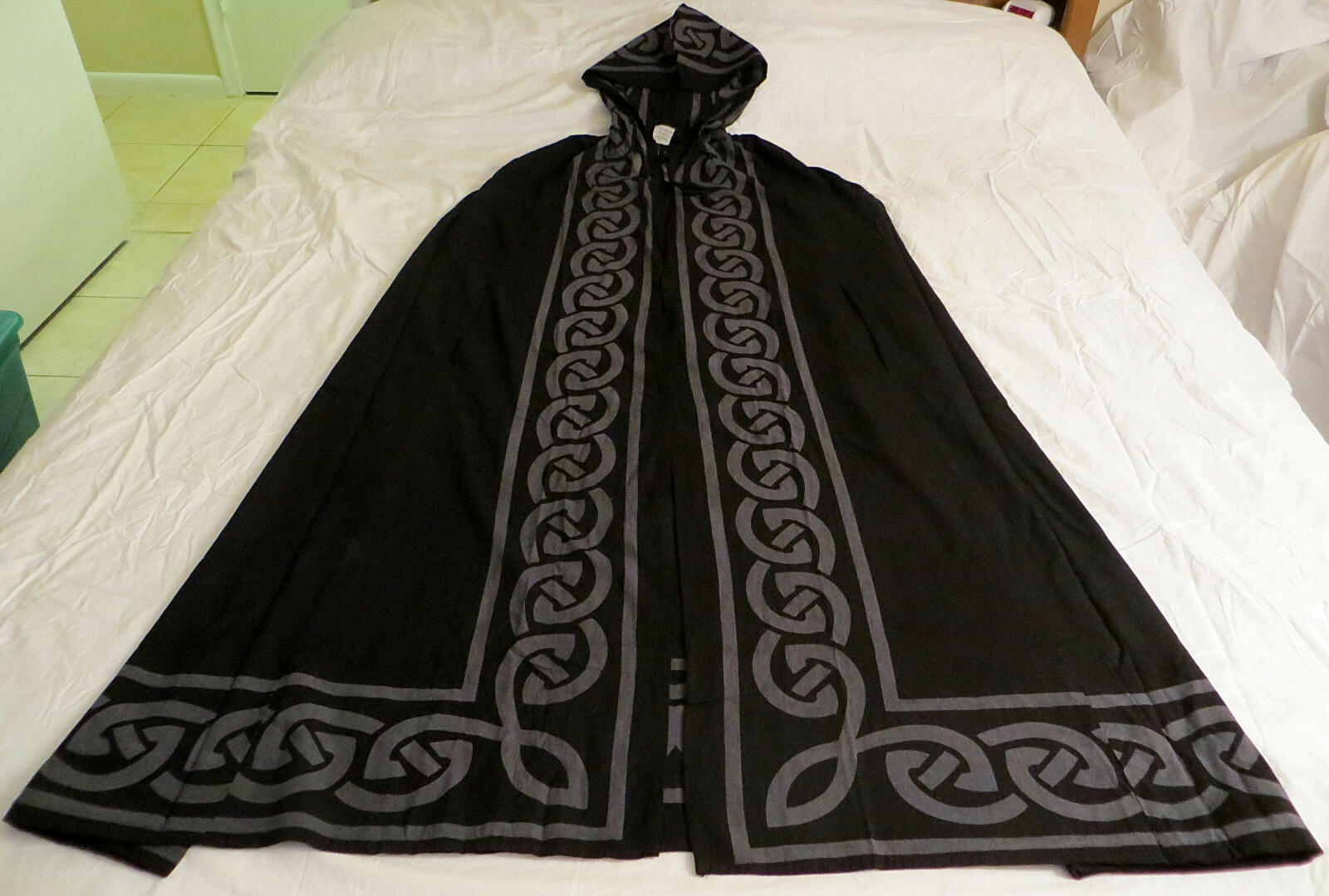 PENTAGRAM CLOAK BLACK RITUAL ROBE PAGAN WICCA GODDESS CELTIC NORSE ...
