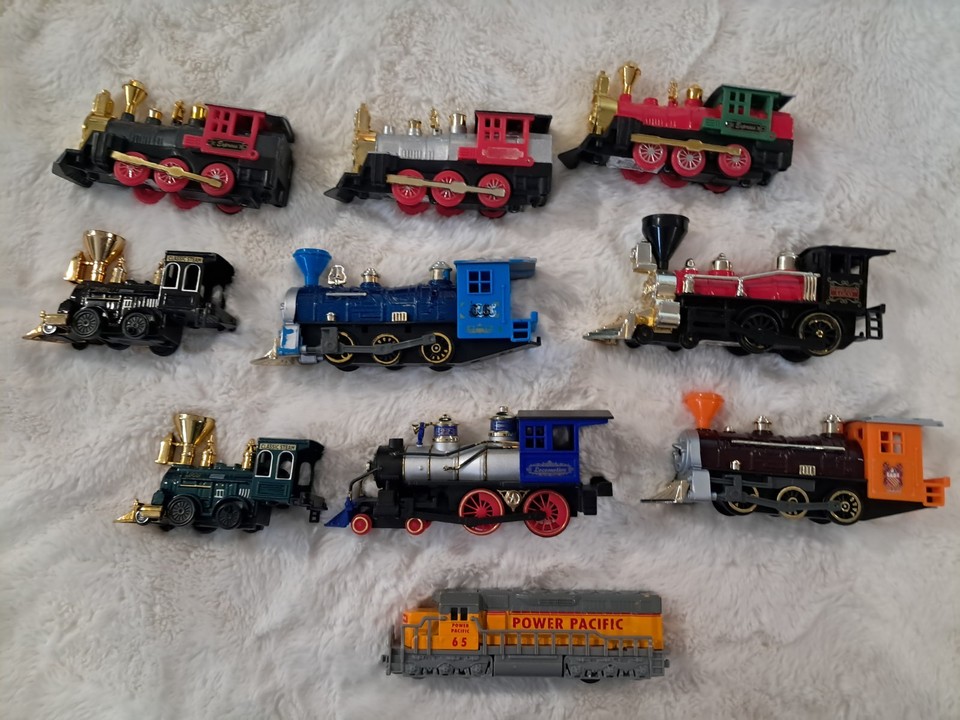 10 Lot Pullback Train Toys | eBay