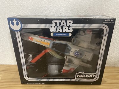 star-wars-original-trilogy-collection-otc-x-wing-fighter-2004-hasbro
