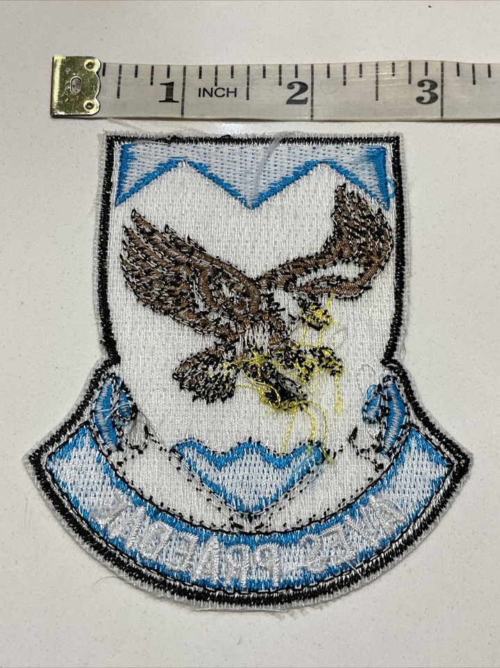 882nd Airborne Engineer Battalion Aves Praedae Pocket Cut Edges Patch ...