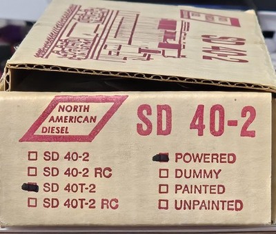 RARE North American Diesel SD-40T-2 Model Train Locomotive HO Undec ...