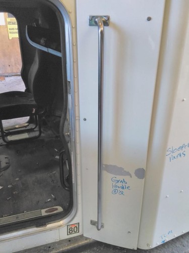 PETERBILT 384 CAB HANDLE 3742082 | eBay