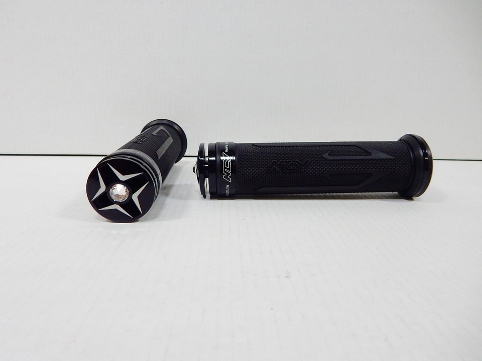 NCY ALUMINUM THROTTLE GRIP SET SCOOTER 50cc & 150cc (7/8) *BLACK W ...