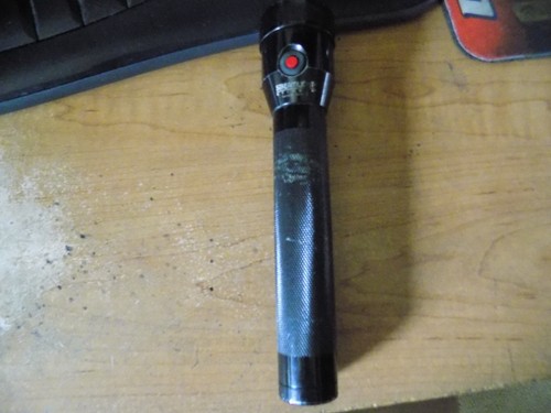 Streamlight Stinger Flashlight Non-LED NO CHARGER! | eBay