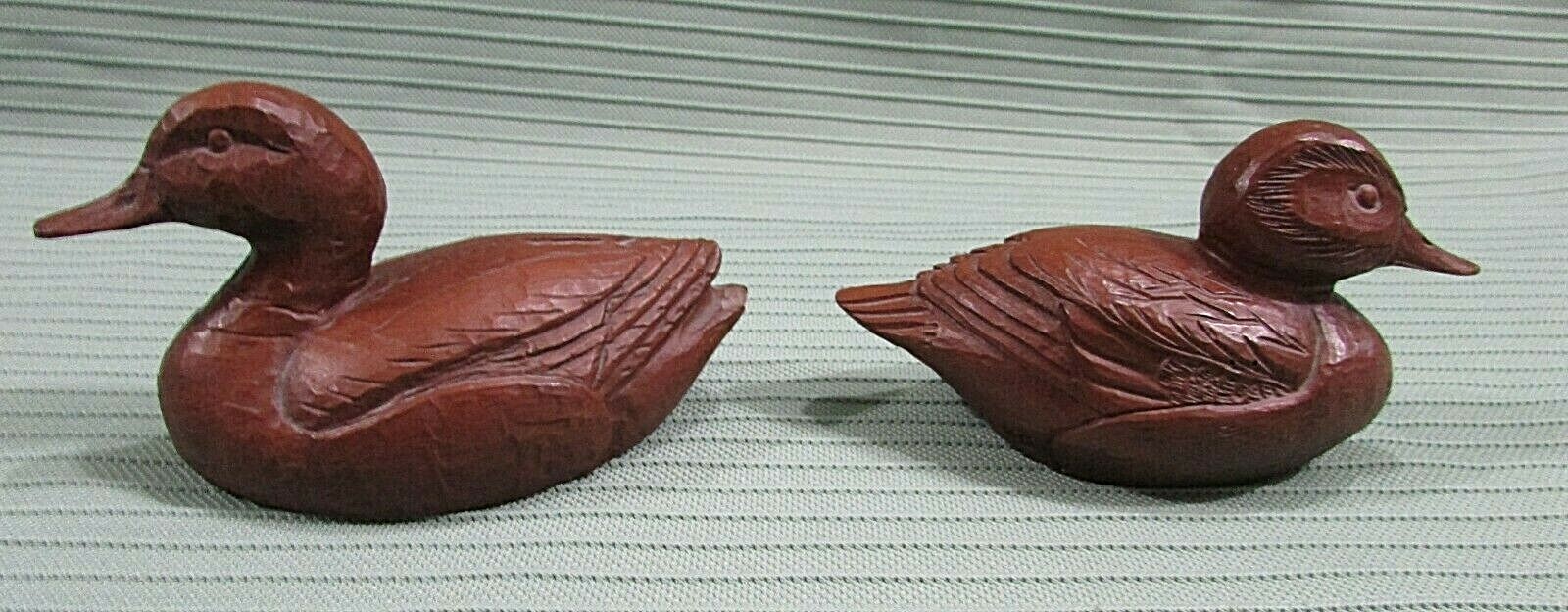 Two Vintage 1982 and 1988 Red Mill Mfg Brown Resin 4.5" Long Duck ...