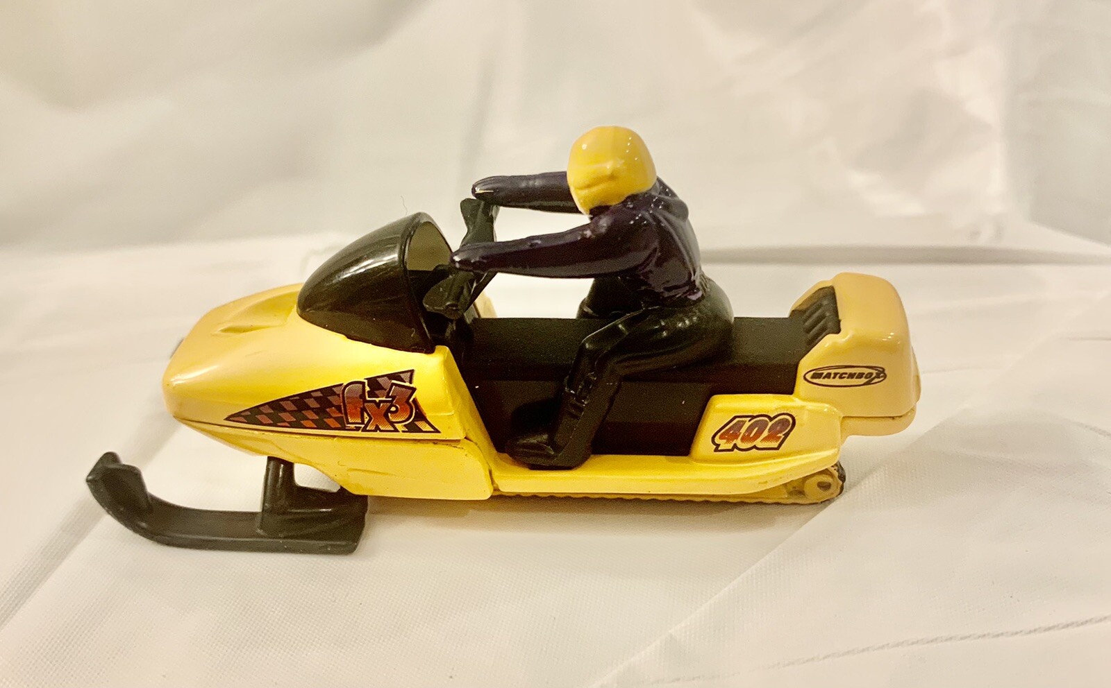 Vintage 1998 Mattel Matchbox Snowmobile 1:40 Scale Rare Colors Black ...