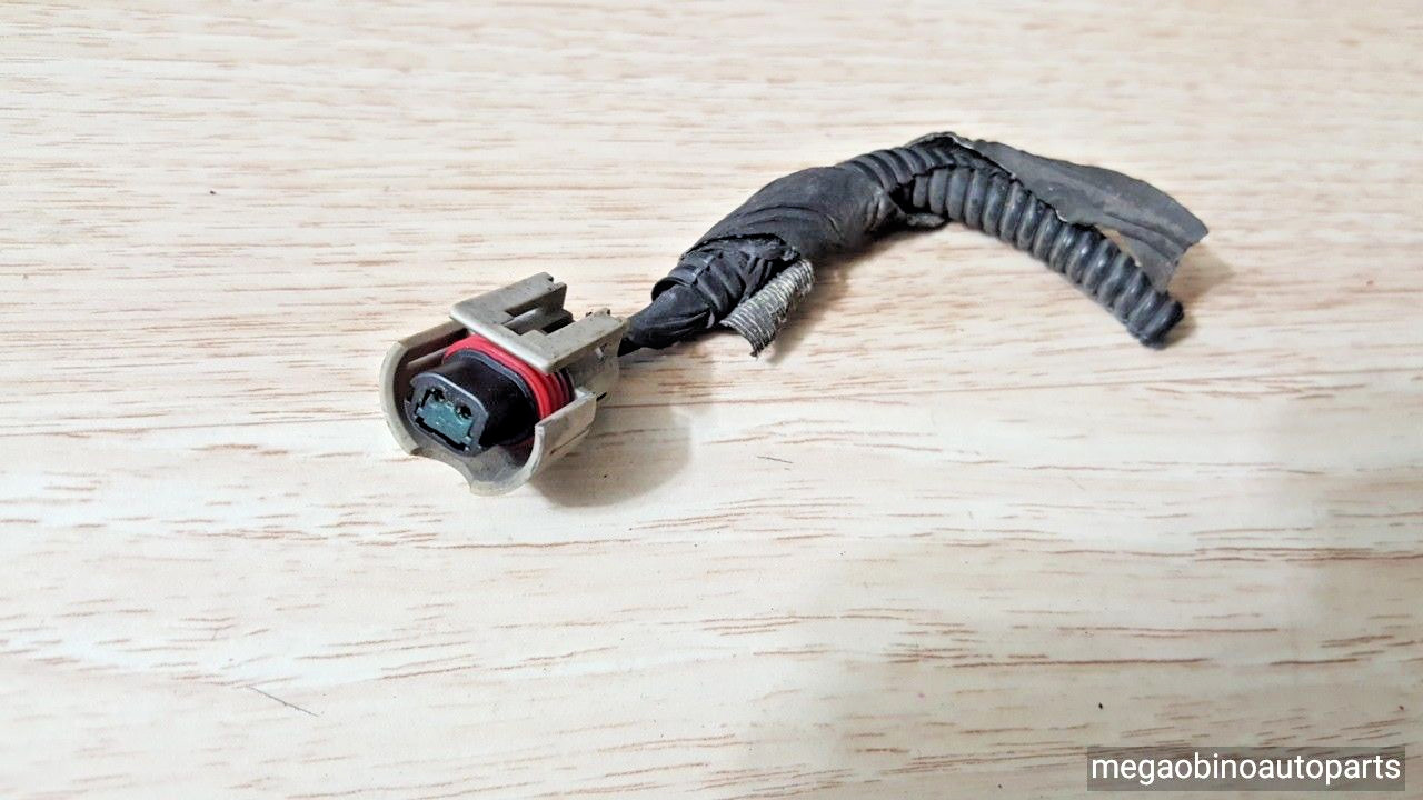 2001-2002 caravan town country connector 85572 egr oem c140 | eBay