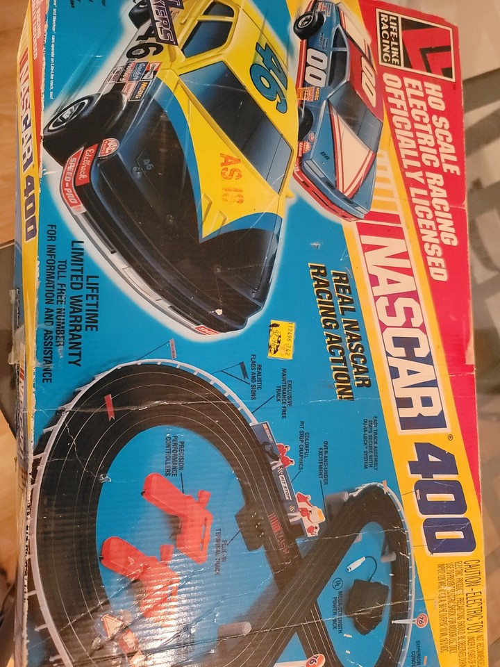 Vintage Life Like Racing Nascar 400 Race Track Set Superbird 4 Slot ...