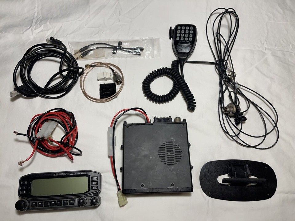 Kenwood TM-D710A Amateur Mobile Dual Band Transceiver 144 - 440 MHz ...