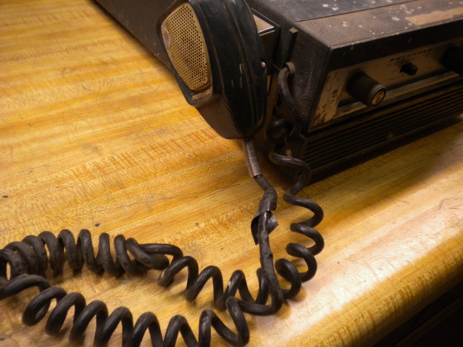 Vintage Motorola Desktop Base Station Two way radio + Mic | eBay