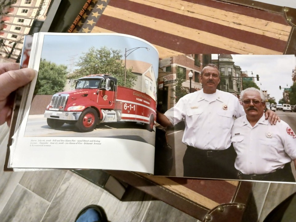 Chicago Fire department Book Livre Pompier Chicago | eBay