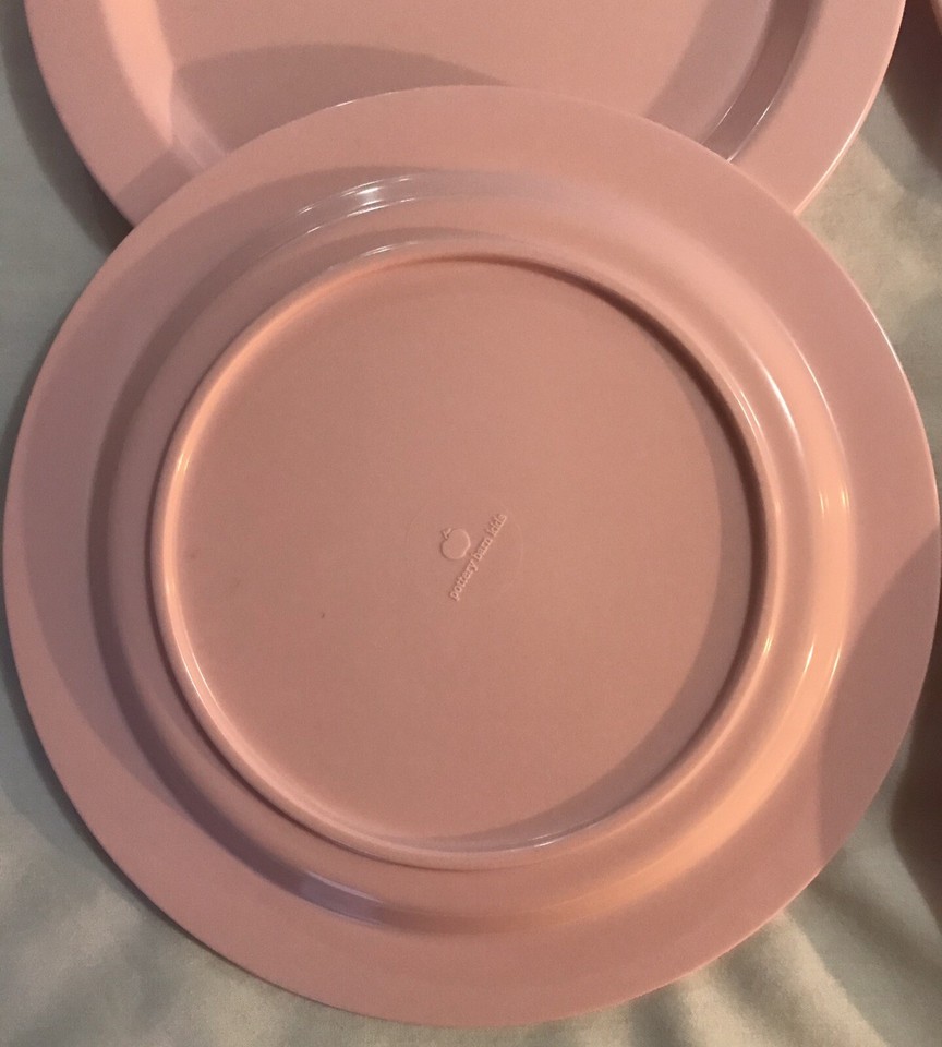 4 POTTERY BARN KIDS PINK PLASTIC 10.5" DINNER PLATES SPRING BIRTHDAY | eBay