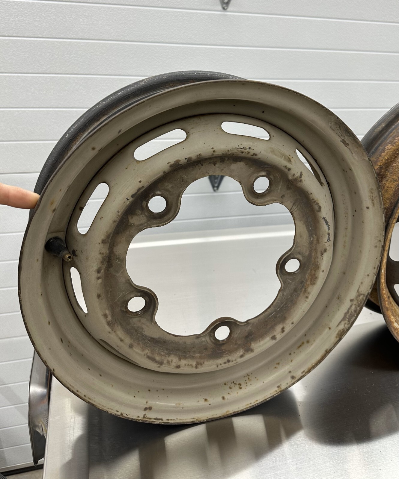 1966 1967 Type 1 VW Beetle 15x4in 5x205mm Wheels Used - La Paz County ...
