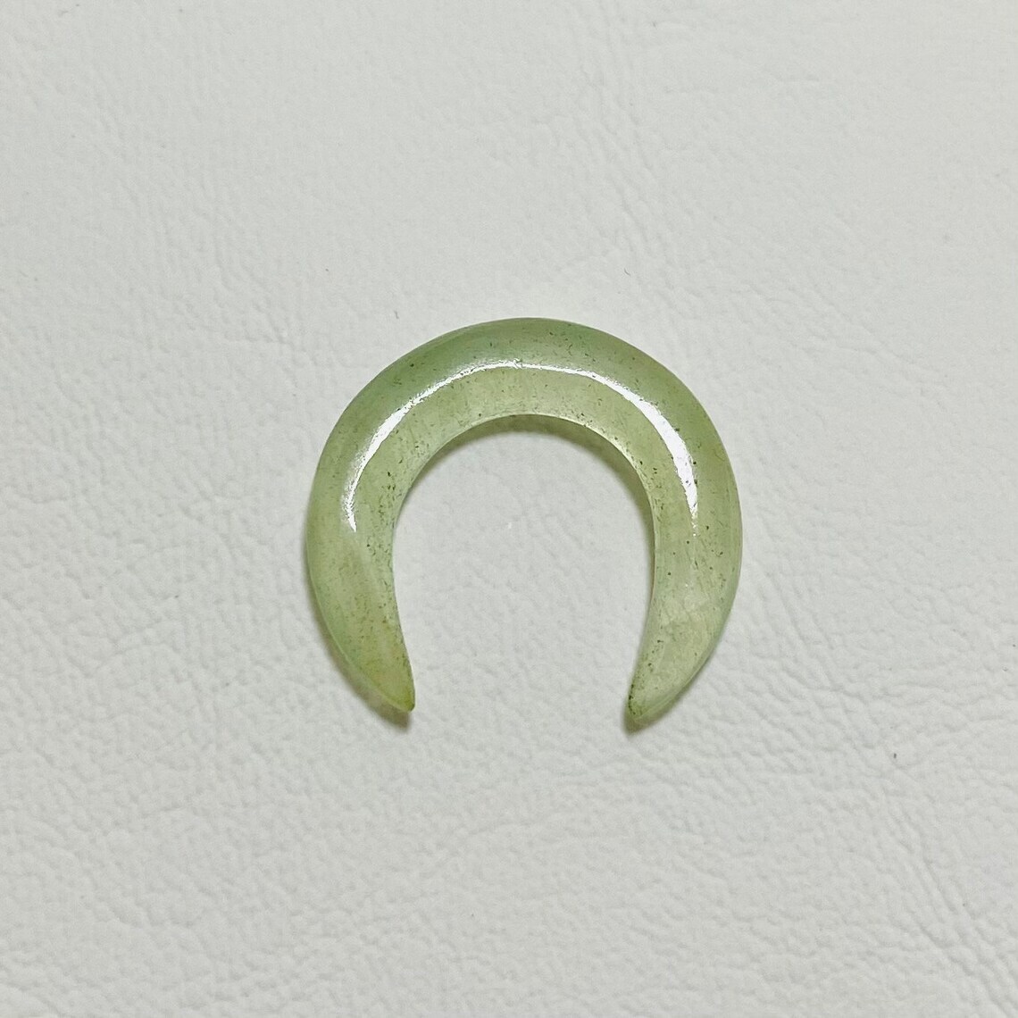 Green Jade Gemstone Handicrafted Septum Piercing Pincher Size 12g-12MM ...