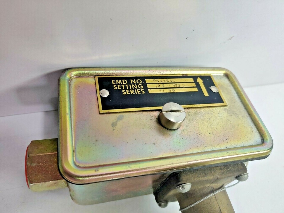 EMD Temperature Switch 9544841 - Range 125-155F | eBay