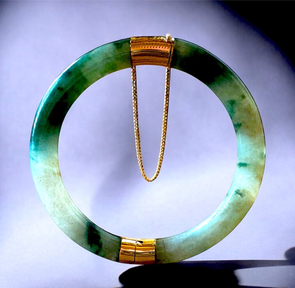 MING'S HAWAII 14K GOLD TRANSLUCENT MOTTLED GREEN JADE BANGLE BRACELET ...