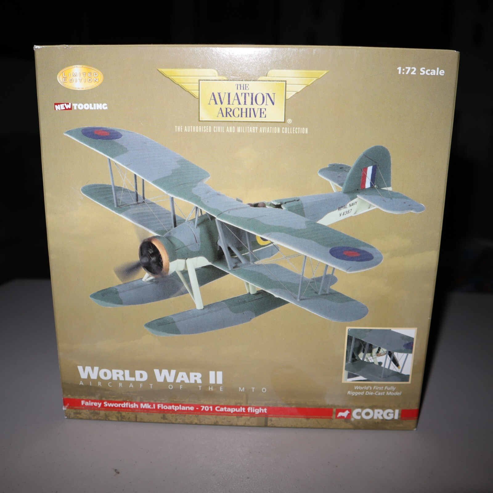 CORGI AA36303 FAIREY SWORDFISH Mk1 FLOATPLANE CATAPULT FLIGHT HMS 1:72 ...