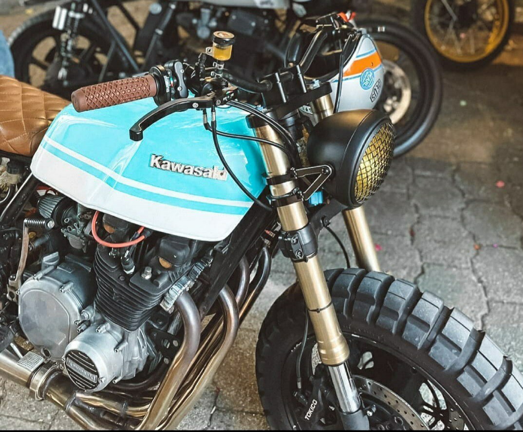 KAWASAKI Motorcycle KZ1000 KZ 1000 ST SHAFT OEM FUEL TANK GAS PETROL ...