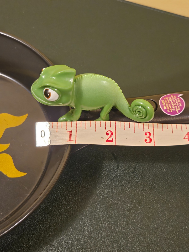 Disney Tangled Rapunzel Frying Pan Costume Toy Sounds Pascal Chameleon ...