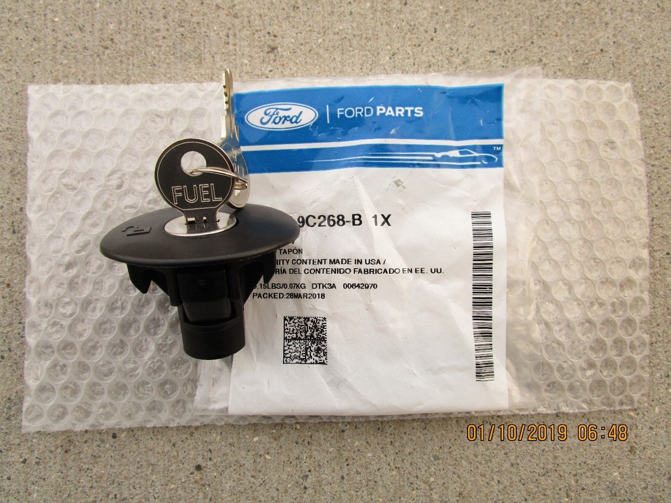 11 - 15 LINCOLN MKX FUEL GAS TANK FILLER CAPLESS COVER WITH LOCK ...