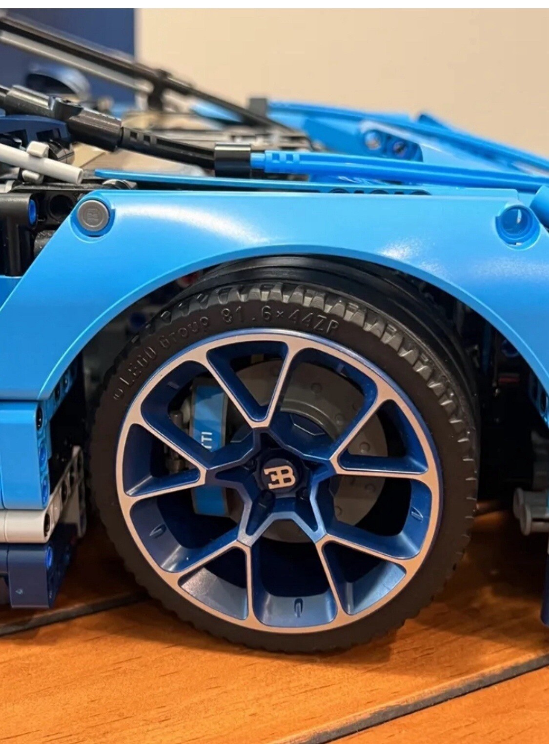 Lego 42083 BUGATTI CHIRON Technic Car Blue COMPLETED With Orig.Box ...