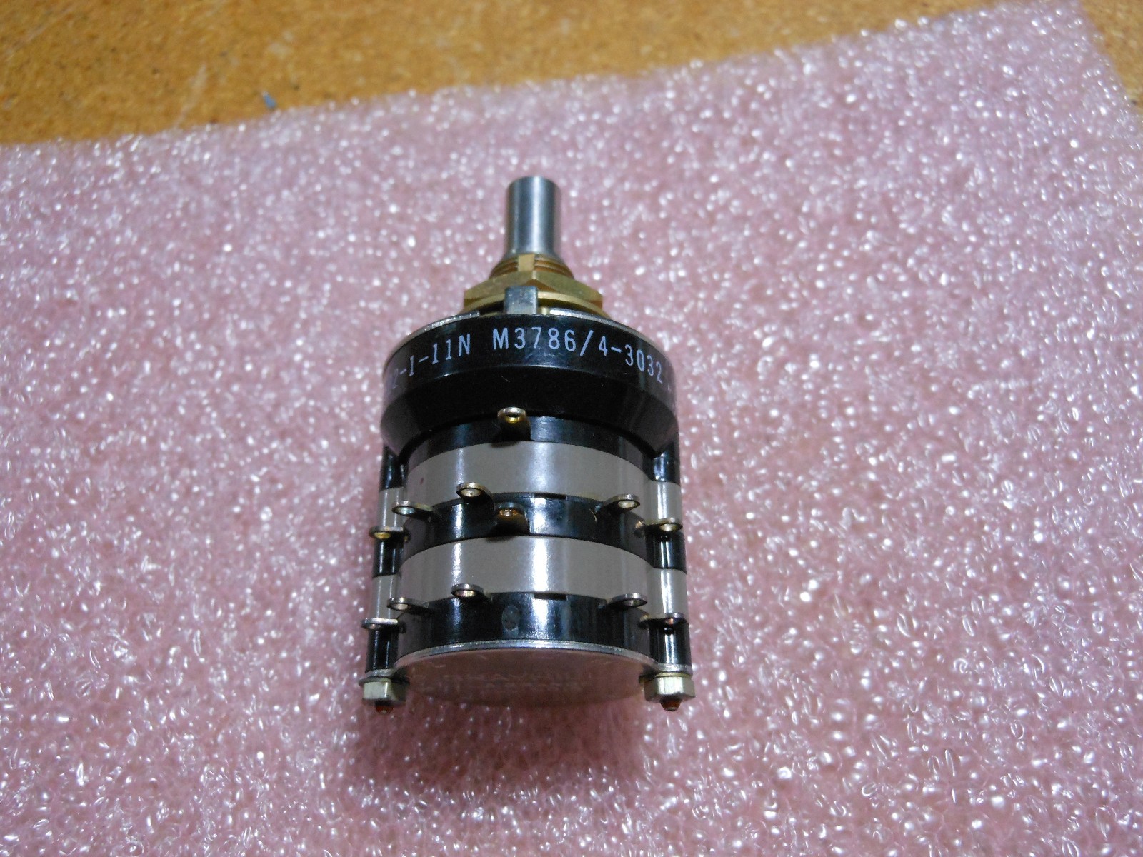 GRAYHILL SWITCH # M3786/4-3032 NSN 5930-01-211-1577 # 44H30-02-1-11N ...