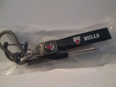 NBA Chicago Bulls Keychain Black/Red NEW in the package w/screwdriver ...