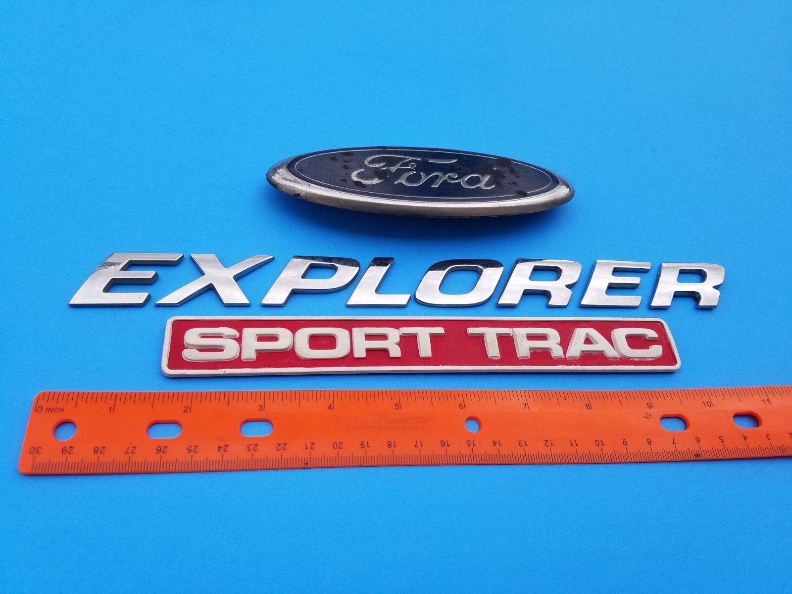 02 03 04 05 FORD EXPLORER SPORT TRAC REAR LID EMBLEM BADGE SYMBOL SET ...