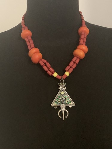 Collier berbère avec pendentif amazigh sud marocain | eBay