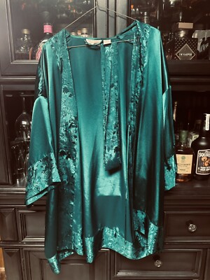 Above The Knee Length Vintage Emerald Green Victoria Secret Silky Robe ...