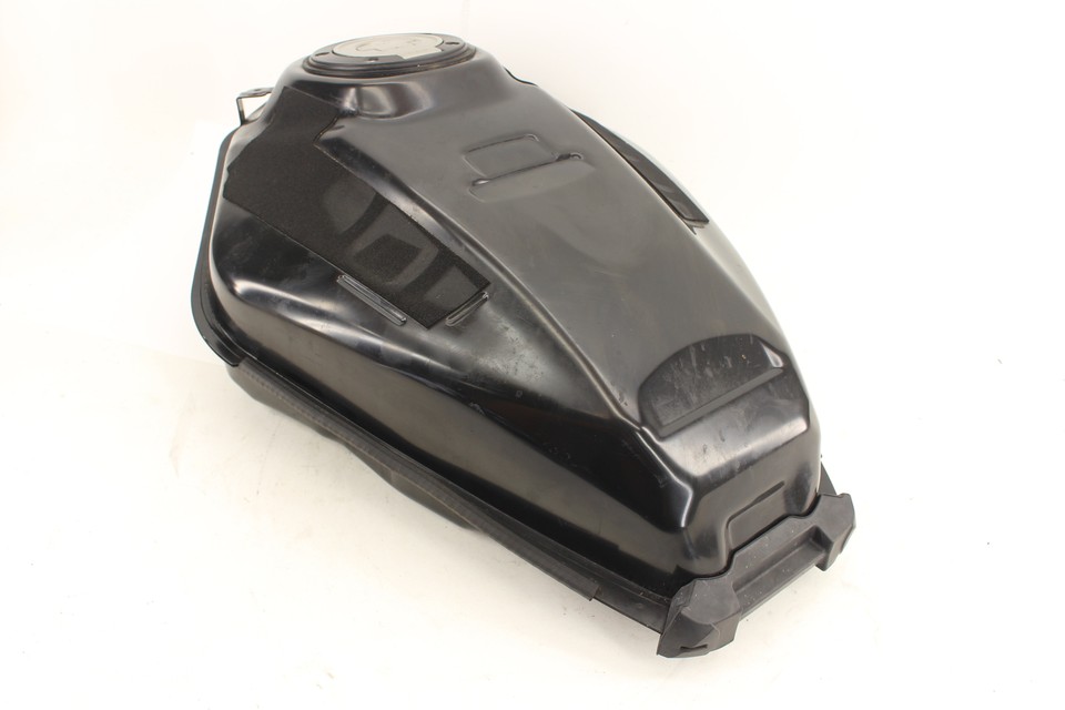 2020 Yamaha Fz07 Mt07 Gas Tank Fuel Cell Petrol Reservoir BENT | eBay