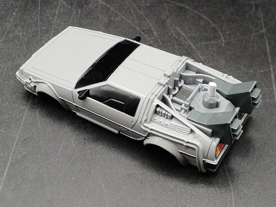 Magnetic levitation model DeLorean Model number BTTF II DeLorean Time ...