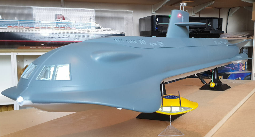 MOEBIUS VOYAGE TO THE BOTTOM OF THE SEA 4 and 8 WINDOW SEAVIEW LIGHTING ...