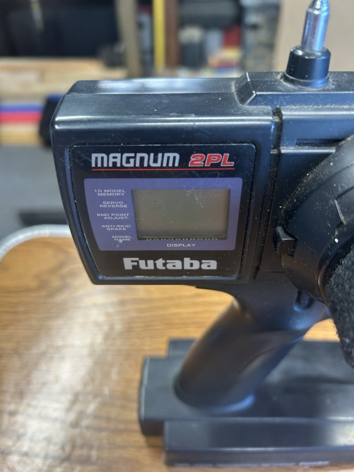 Vintage Futaba Magnum 2PL 75Mhz AM Radio W/ 5 Receivers Works Great | eBay