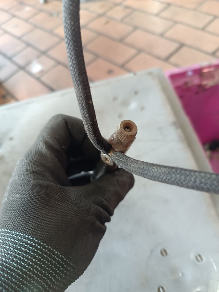 Original Audi A6 4A C4 Audi 100 Einspritzdüse 2,5TDI AEL 046130201F ...