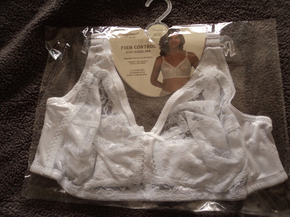 Job lot of 26 white, firm control, non wired bras size 46B only | eBay UK