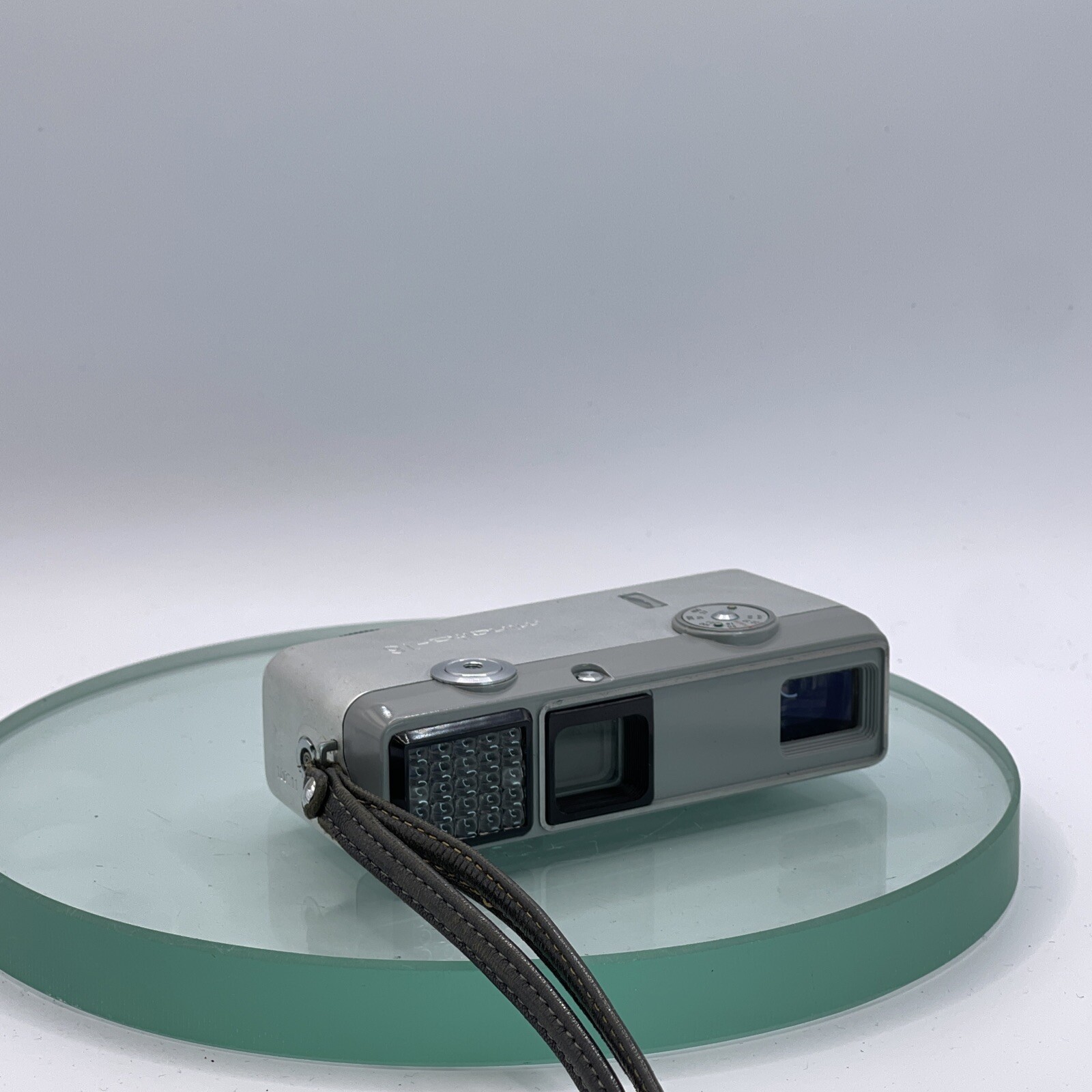 Vintage Minolta-16 EE Sub-Miniature 16mm Film Camera, 1962-1965, FWO ...