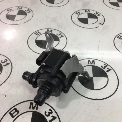 Pompe à eau BMW X6 F16 11538843815 | eBay
