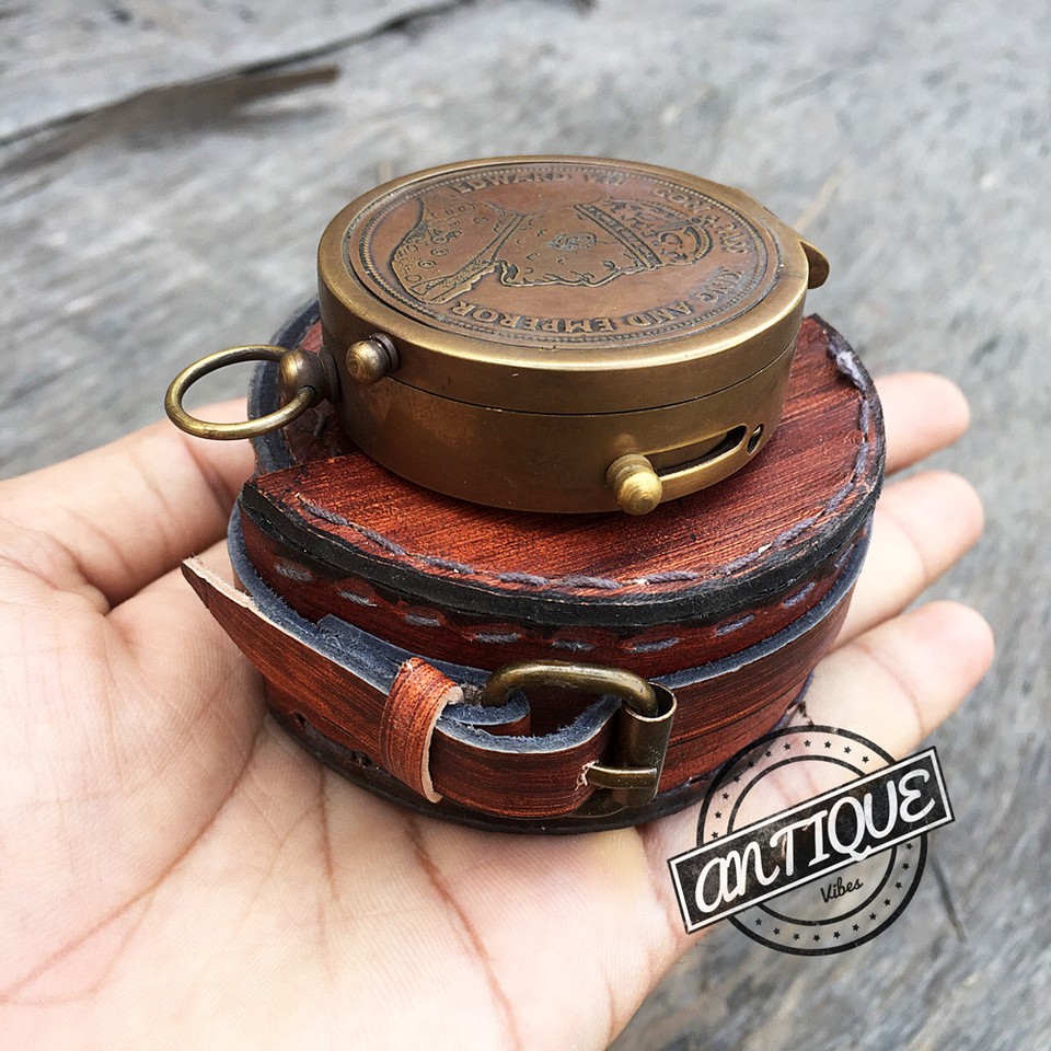 Vintage SOLID BRASS ENGRAVED COMPASS POCKET EDWARD COMPASS WITH LEATHER ...