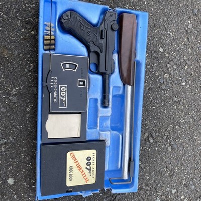 1965 JAMES BOND 007 ATTACHE GUN/SPY BRIEFCASE BY MULTIPLE PRODUCTS | eBay